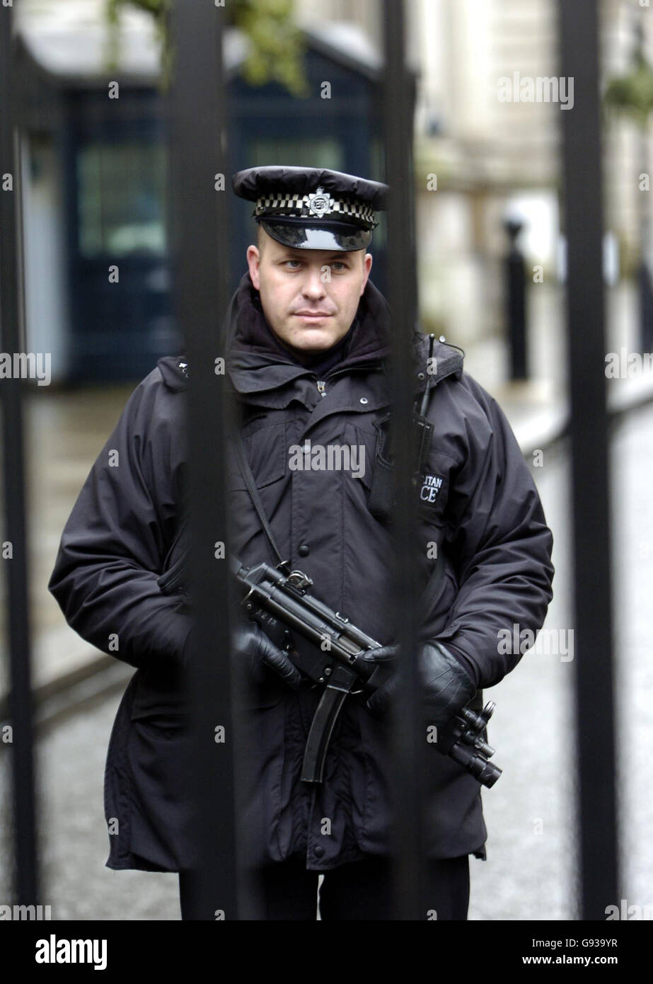 Politics police officer tony blair hi-res stock photography and images ...