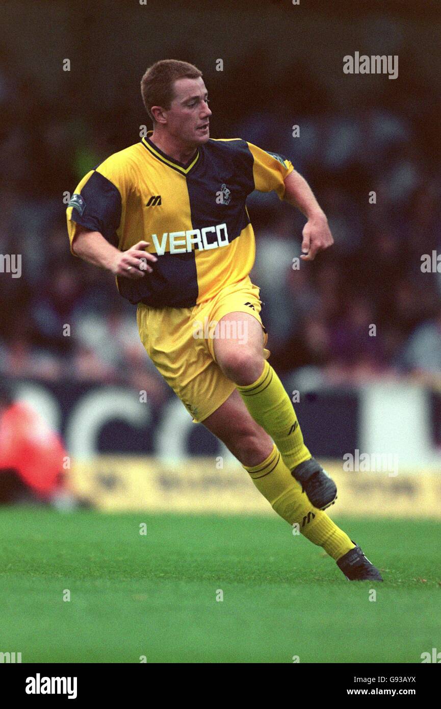 Wycombe wanderers mark stallard hi-res stock photography and images - Alamy