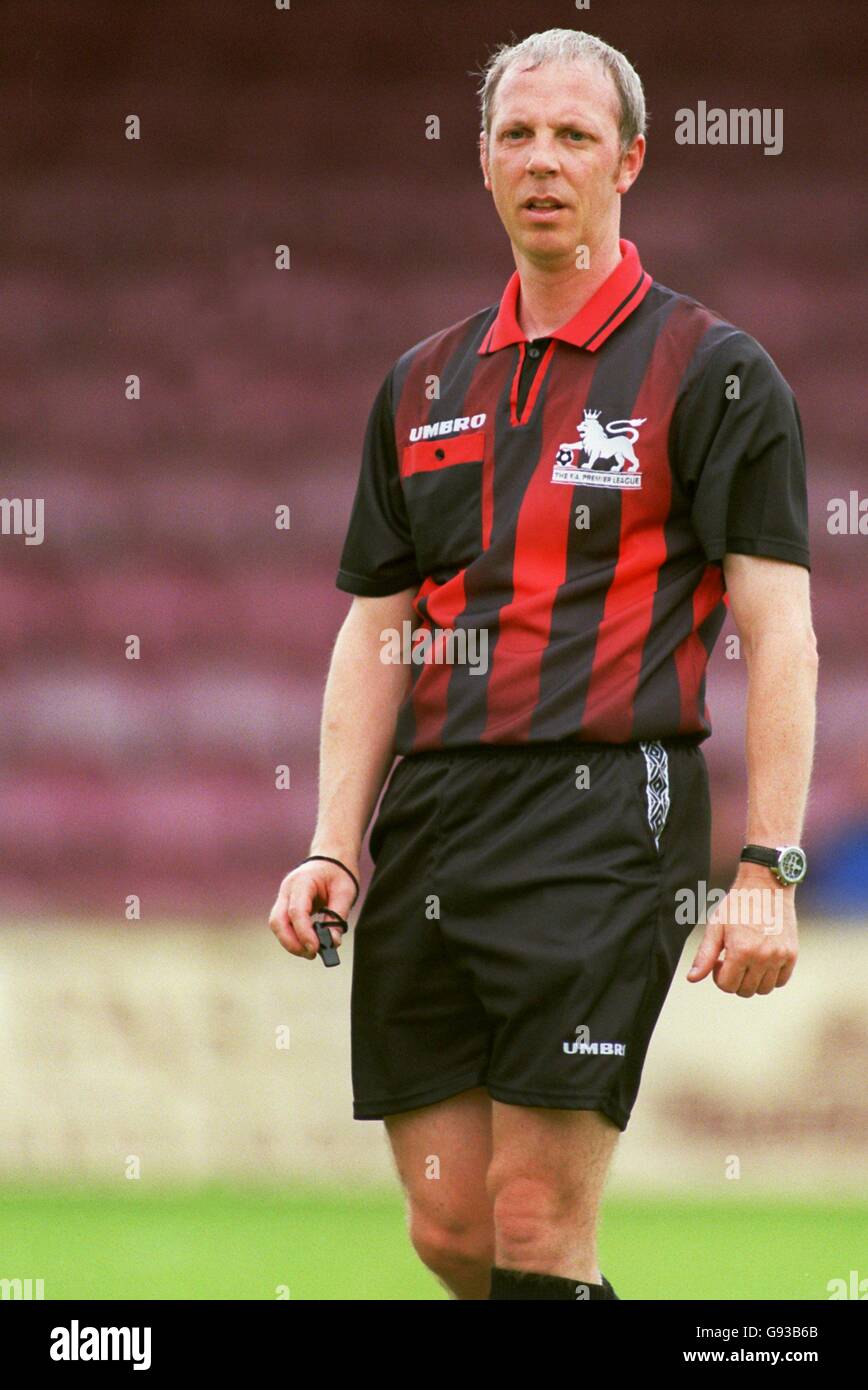 Soccer - Friendly - Scunthorpe United v Nottingham Forest. Referee ...
