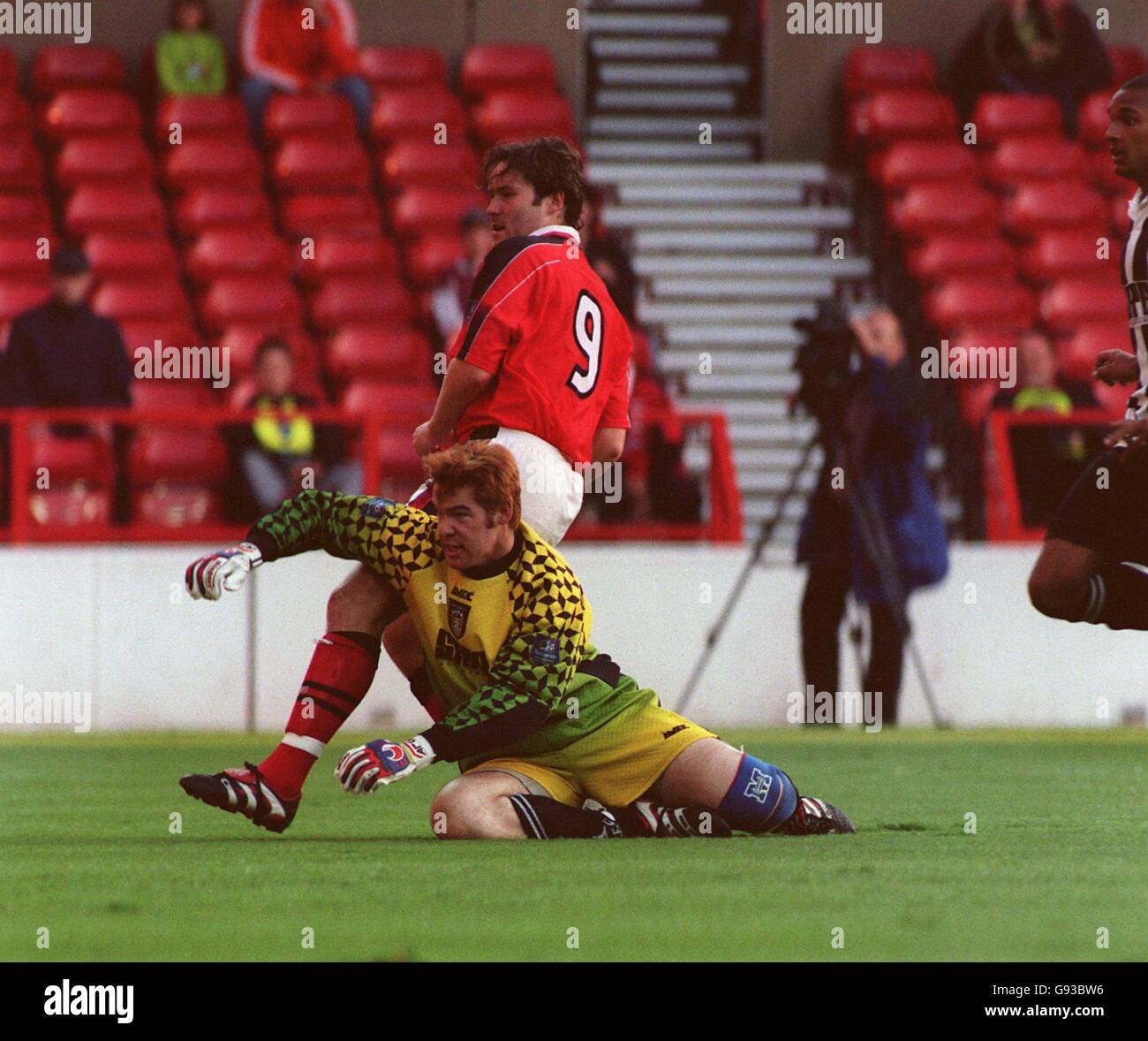 Soccer nottinghamshire county cup final nottingham forest v notts ...