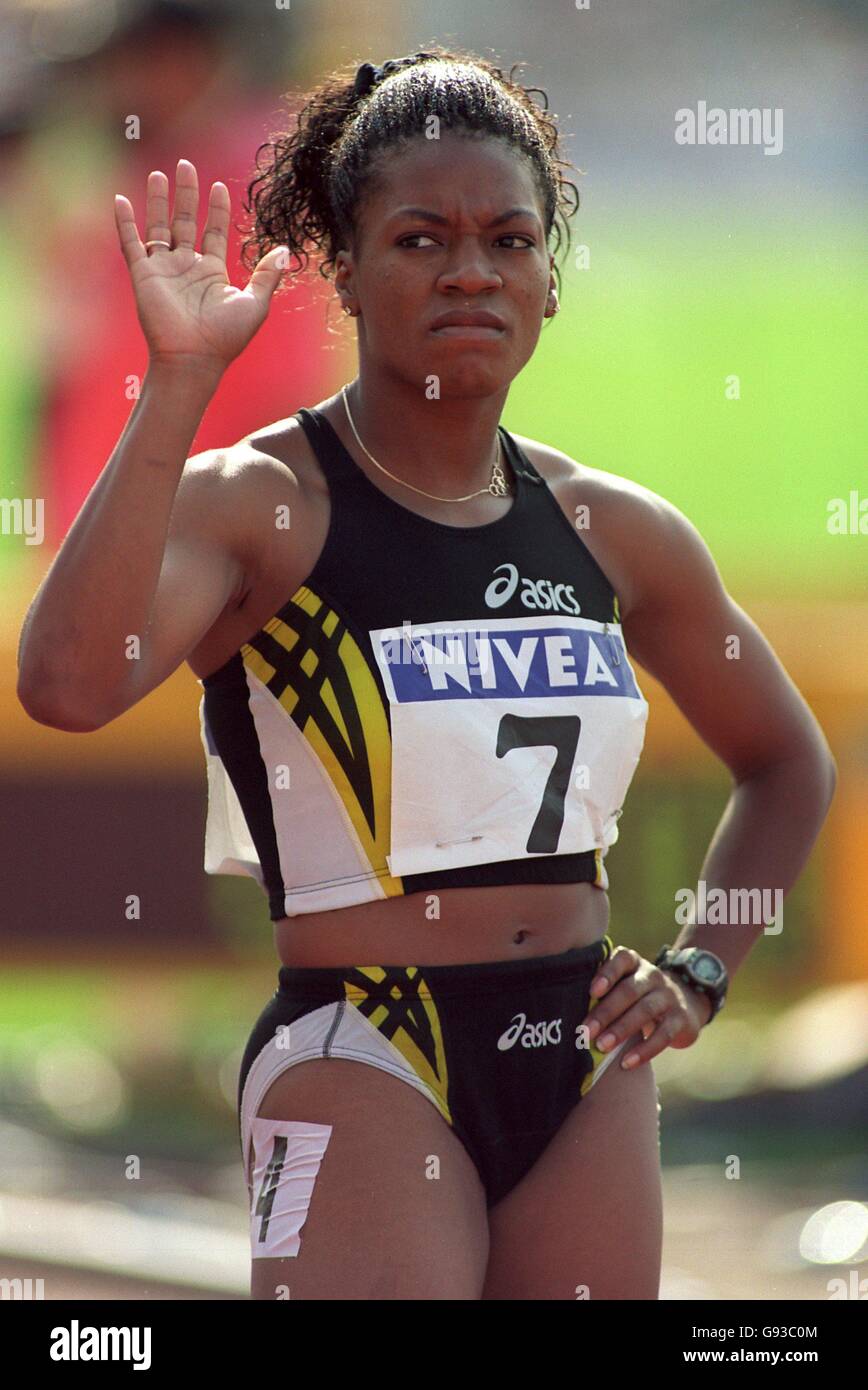 Athletics - British Grand Prix - Sheffield. Kim Graham (USA) Women's ...