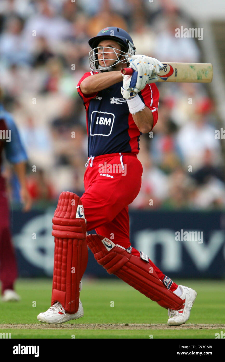 Brad hodge cricket hi-res stock photography and images - Alamy