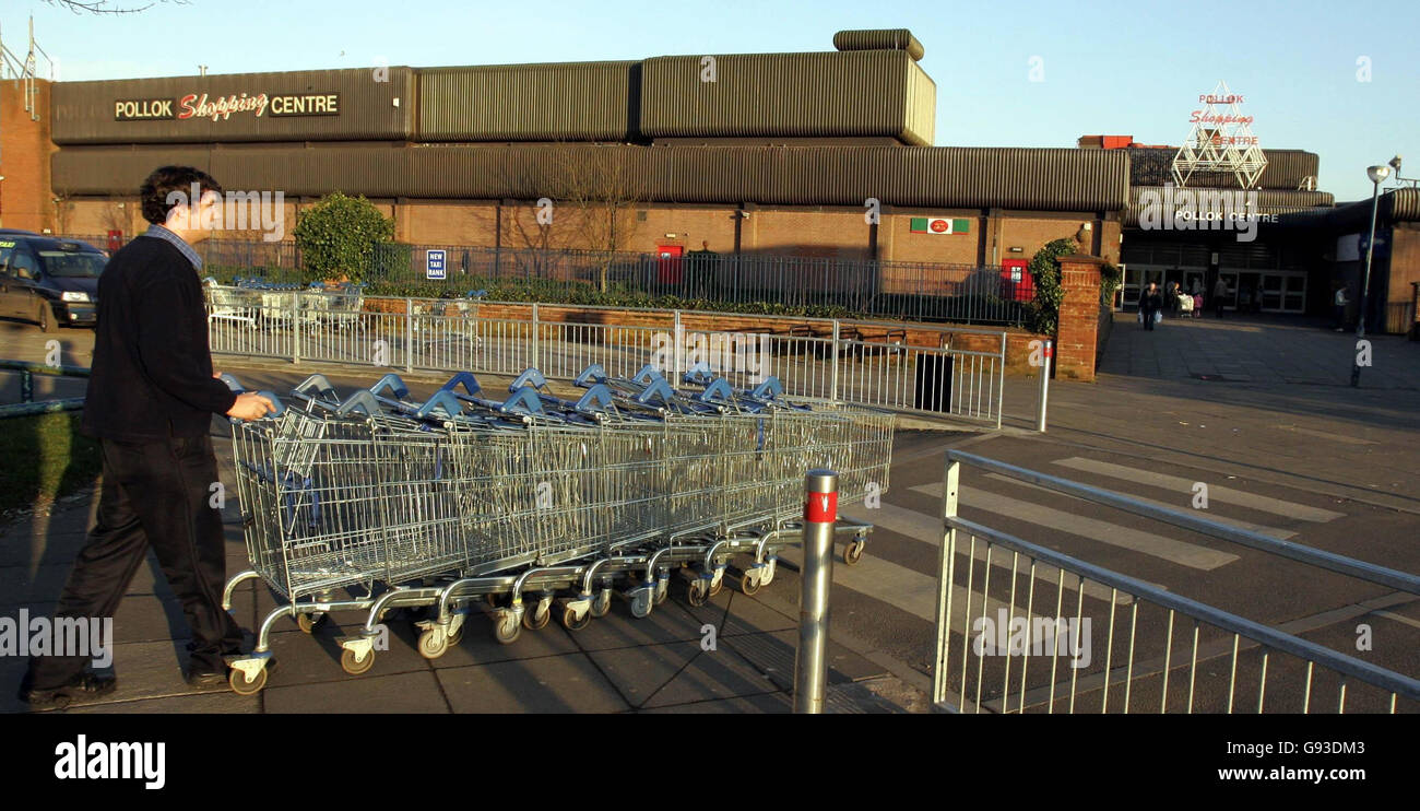 Pollok centre hi-res stock photography and images - Alamy