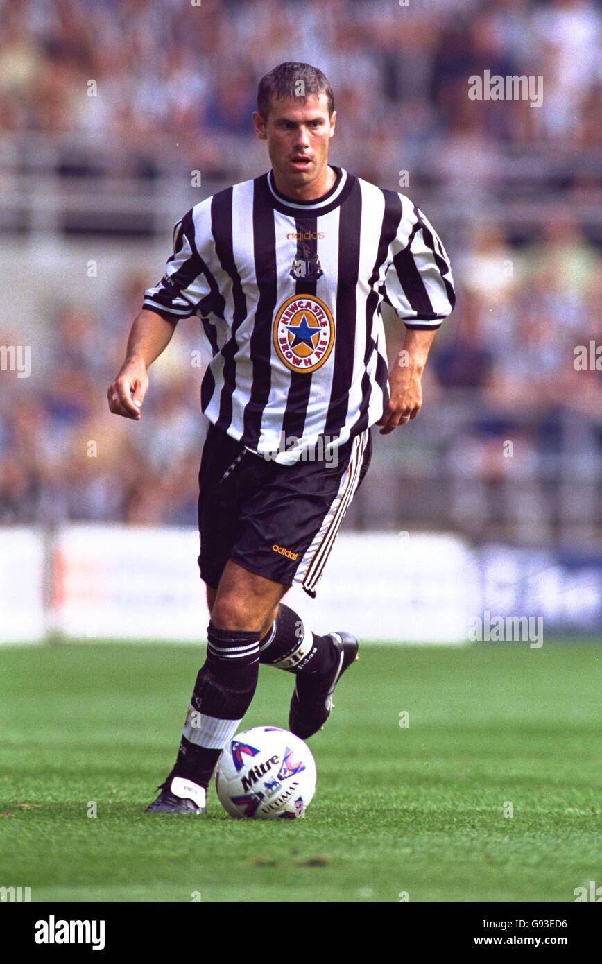 Robert lee newcastle united hi-res stock photography and images - Alamy