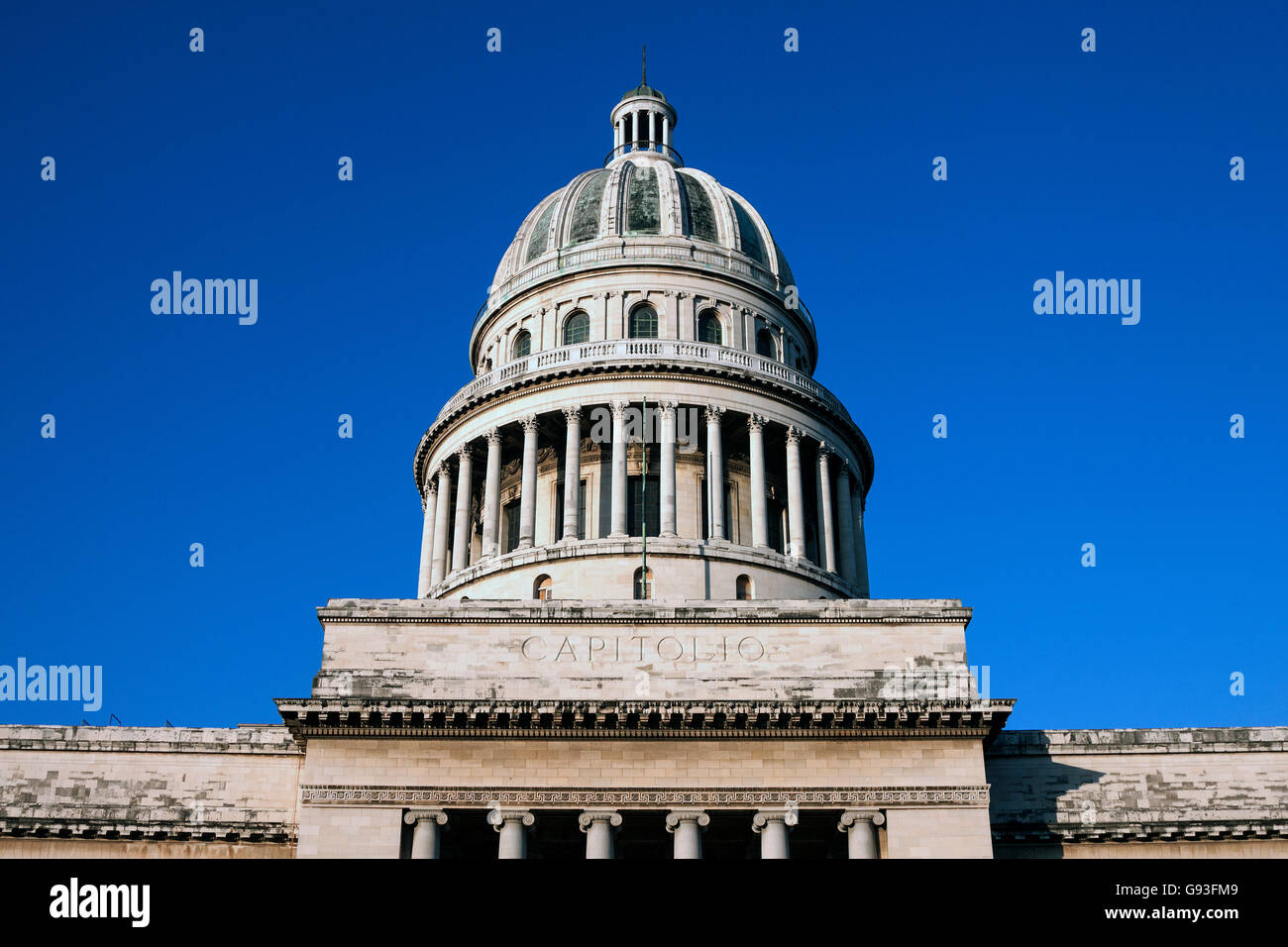 National capital building of havana hi-res stock photography and images ...