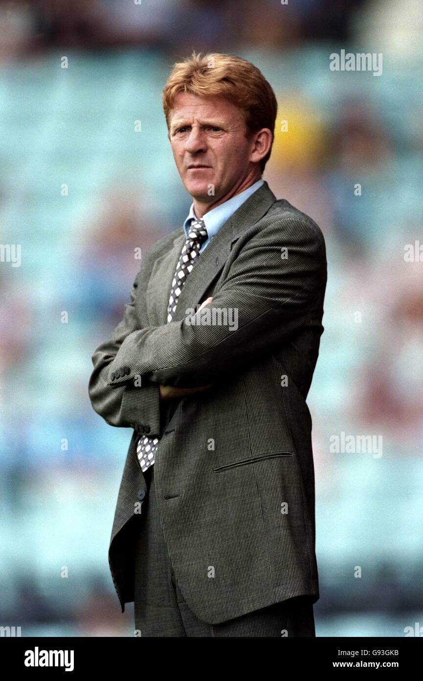 Espanol manager hi-res stock photography and images - Alamy