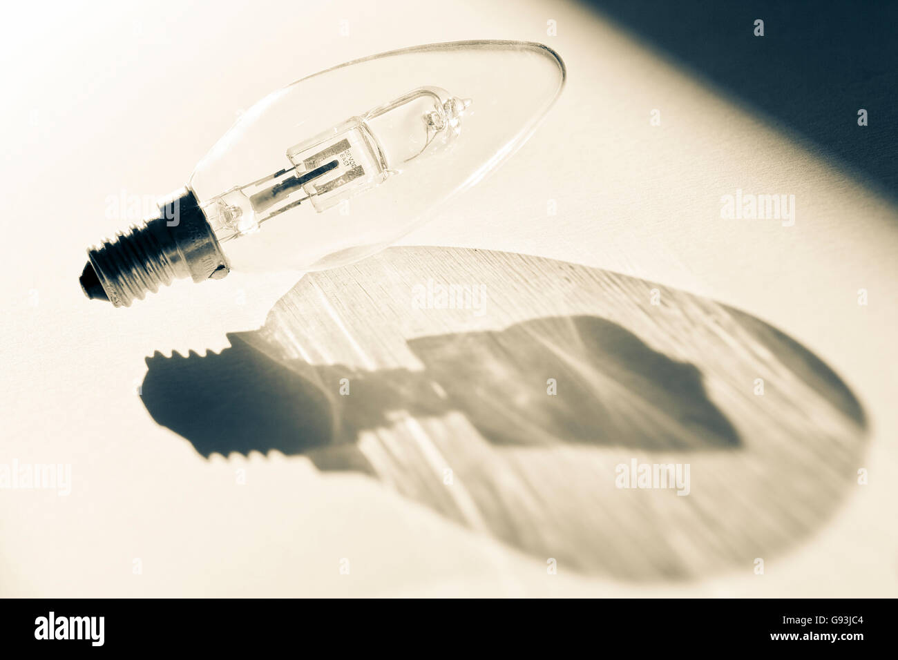 Bulb with reflection Stock Photo - Alamy