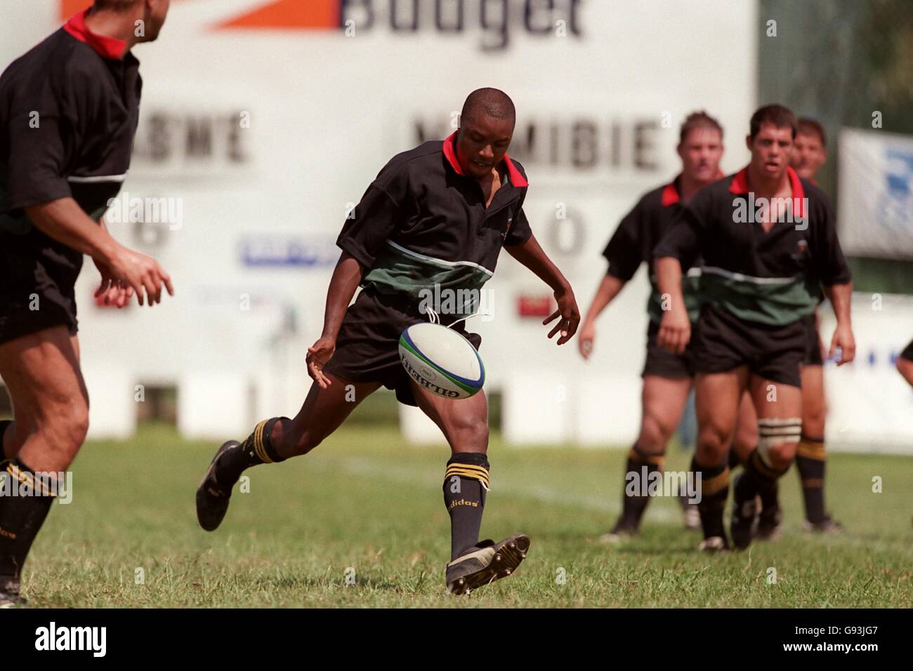 Zimbabwe captain kenny tsimba hi-res stock photography and images - Alamy