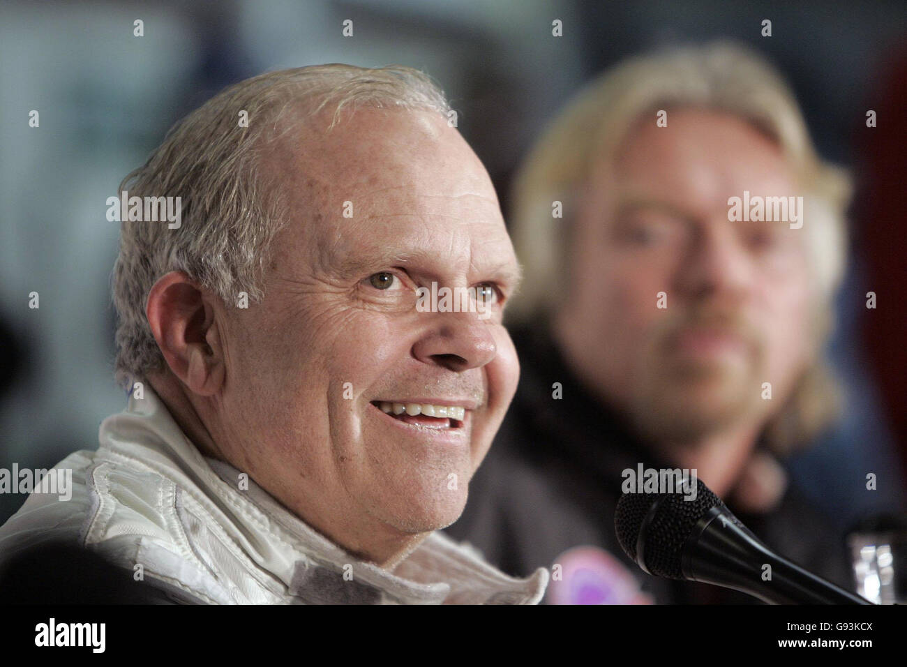 Richard branson steve fossett hi-res stock photography and images - Alamy
