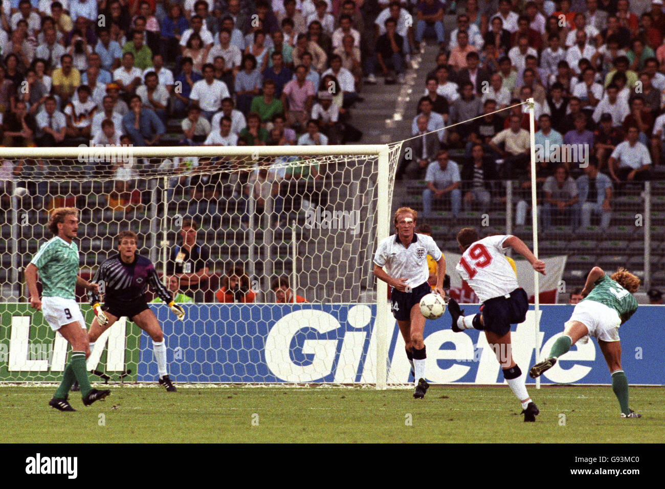 Soccer world cup italia 1990 hi-res stock photography and images - Alamy