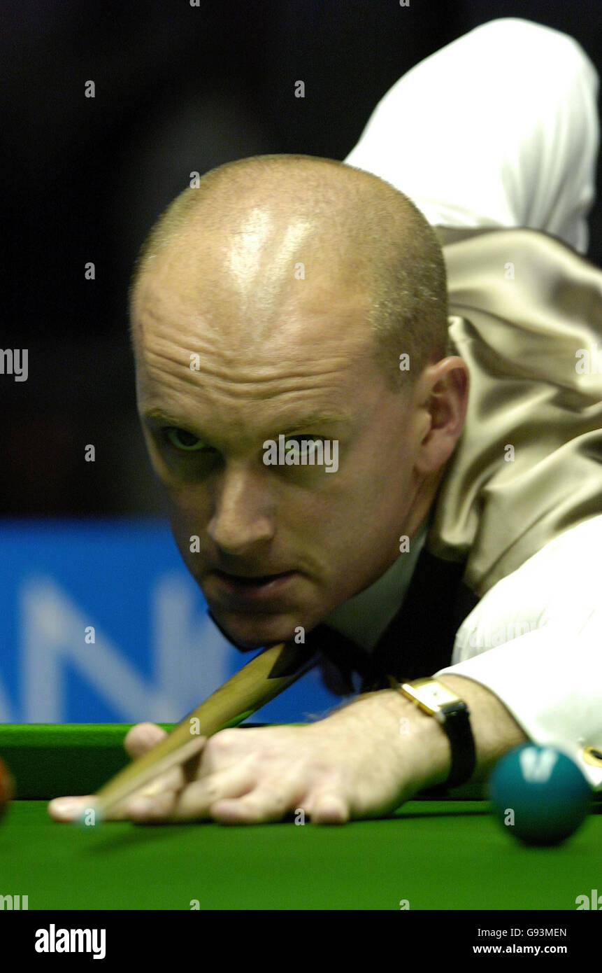 Peter Ebdon in action against Ronnie O'Sullivan during the SAGA ...