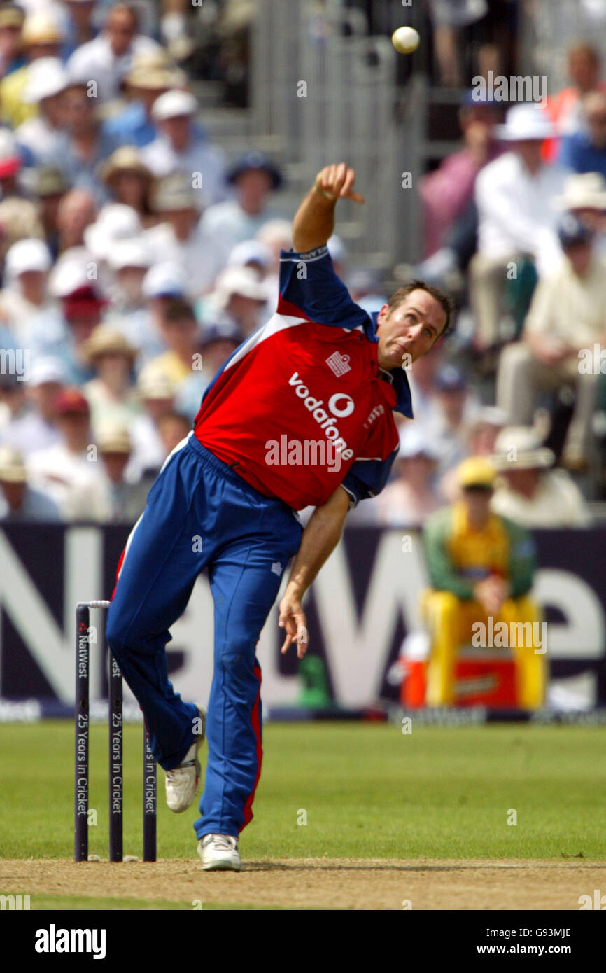 Natwest international triangular series hi-res stock photography and ...