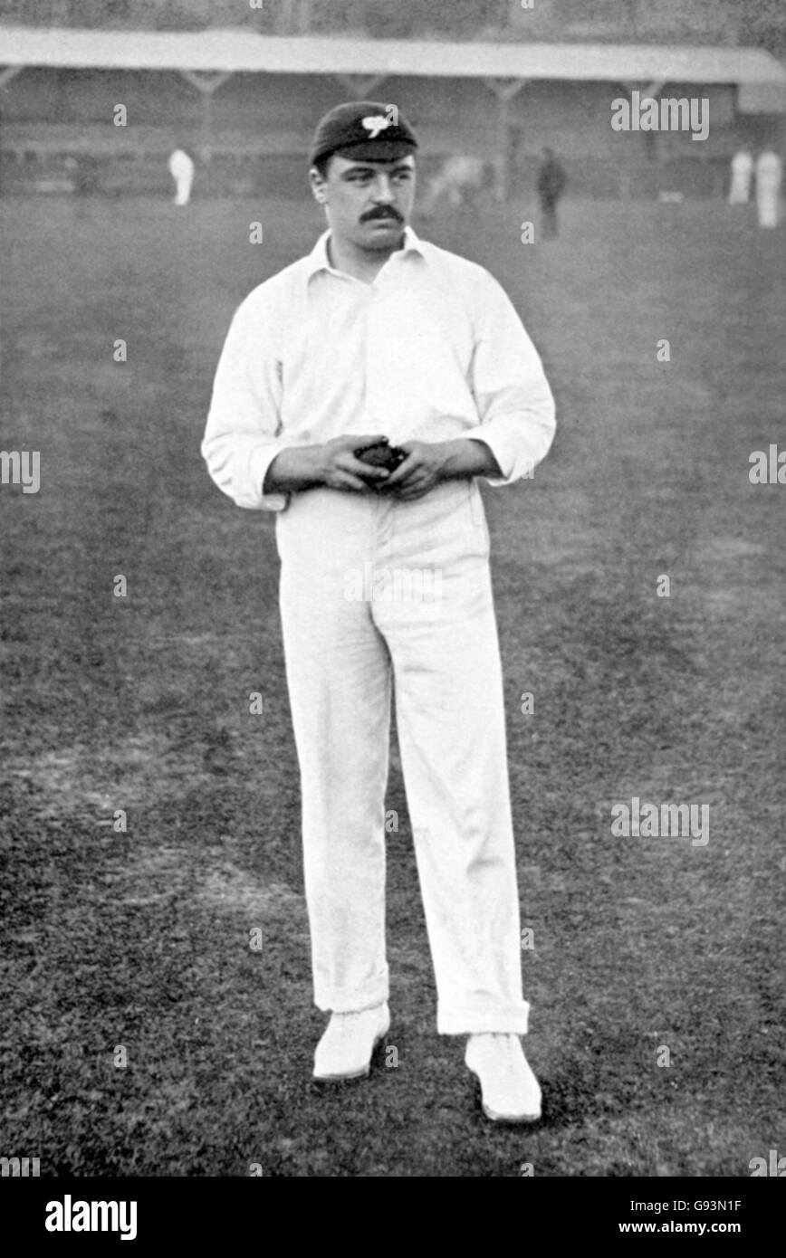 Cricket. Schofield Haigh, Yorkshire Stock Photo - Alamy