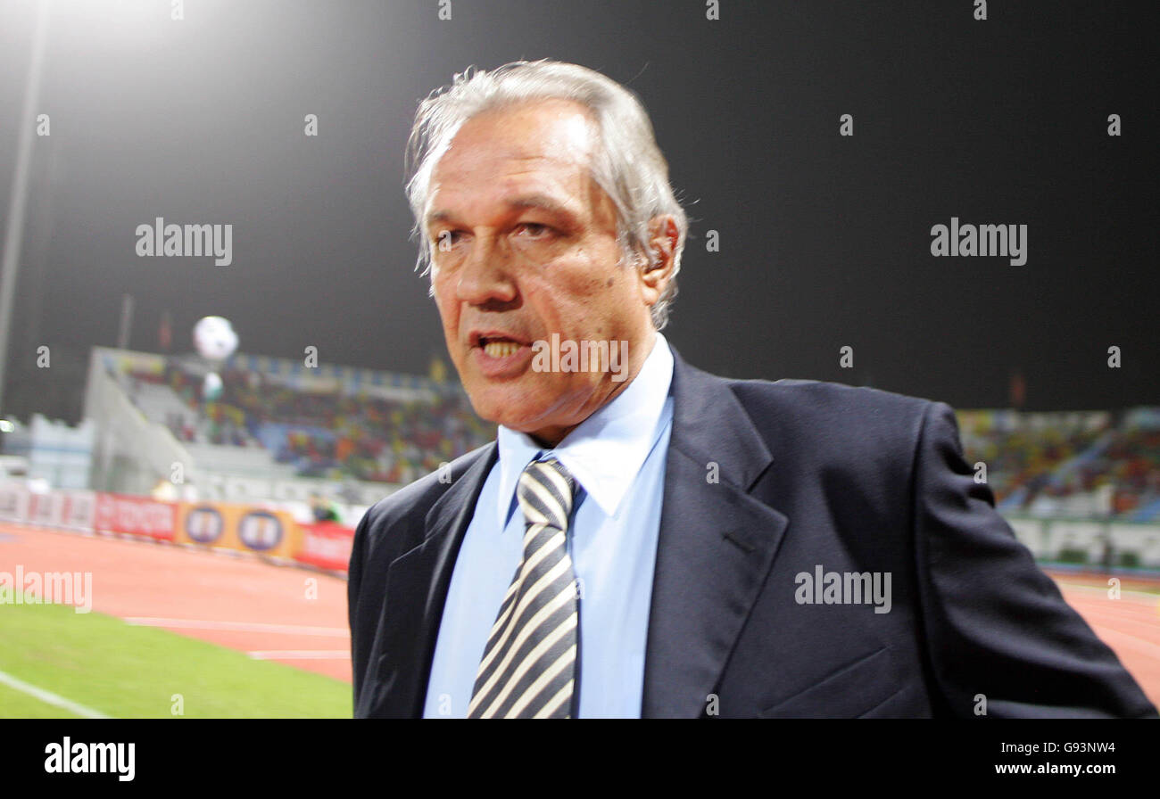 Football soccer african cup nations hi-res stock photography and images ...