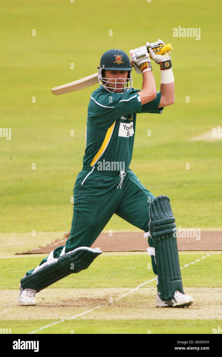 Cricket russell warren hi-res stock photography and images - Alamy