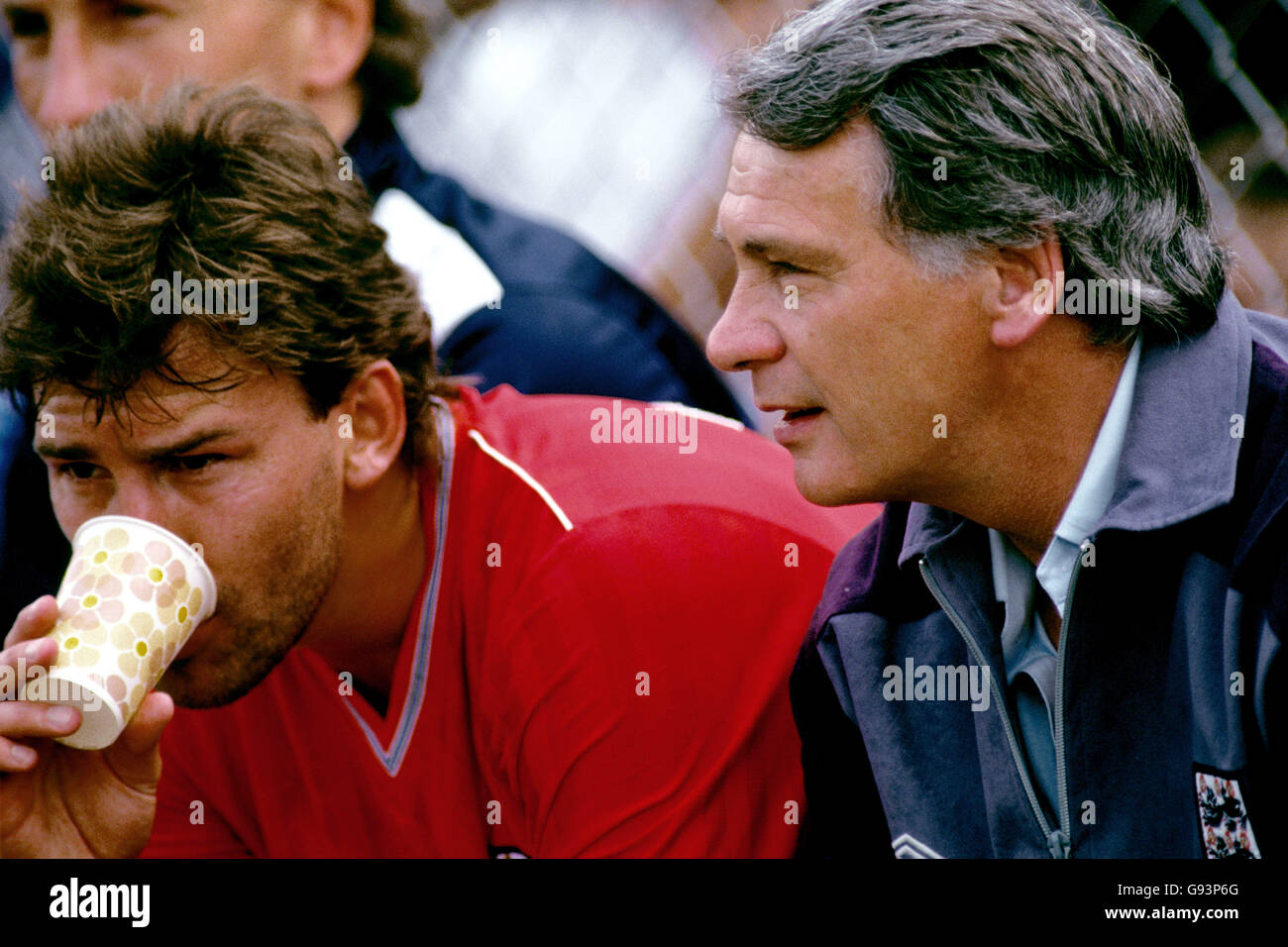 Bryan robson 1986 hi-res stock photography and images - Alamy