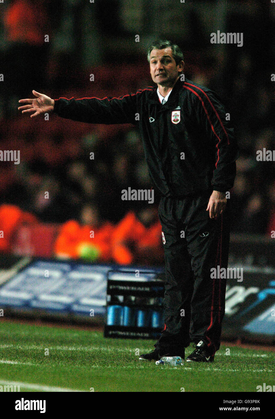 Southamptons manager george burley hi-res stock photography and images ...