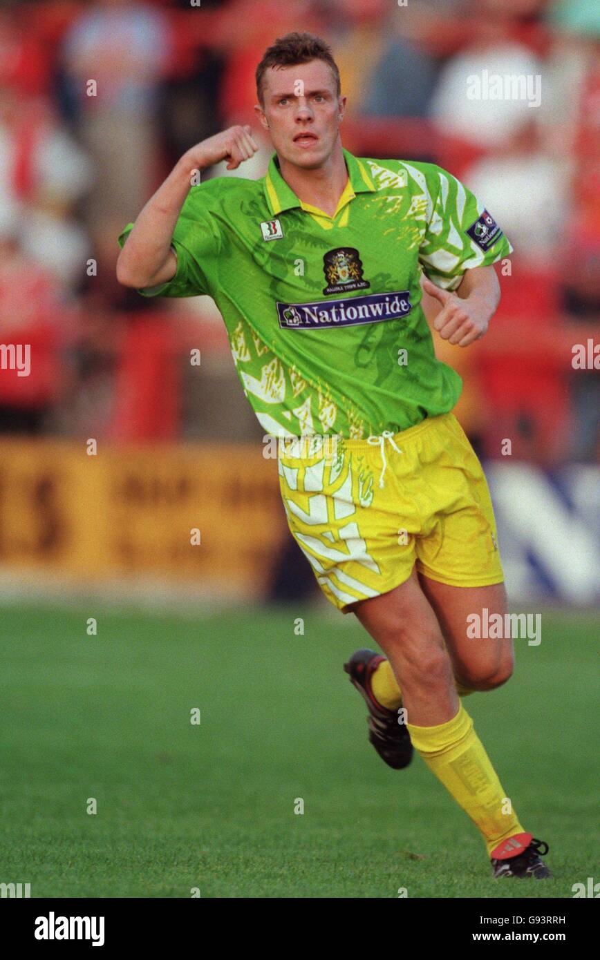 Halifax town geoff horsfield hi-res stock photography and images - Alamy