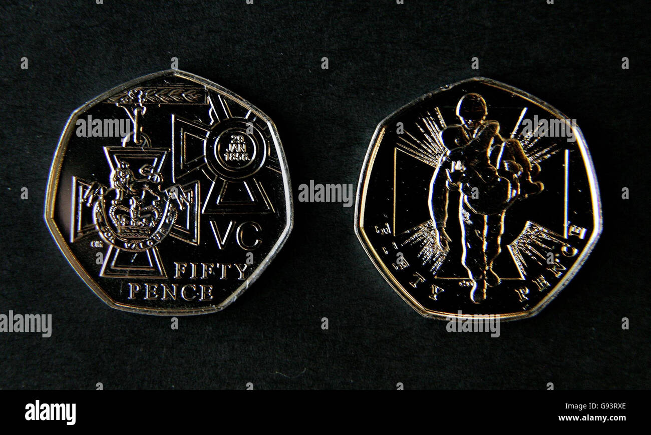 2006 50p coin hi-res stock photography and images - Alamy