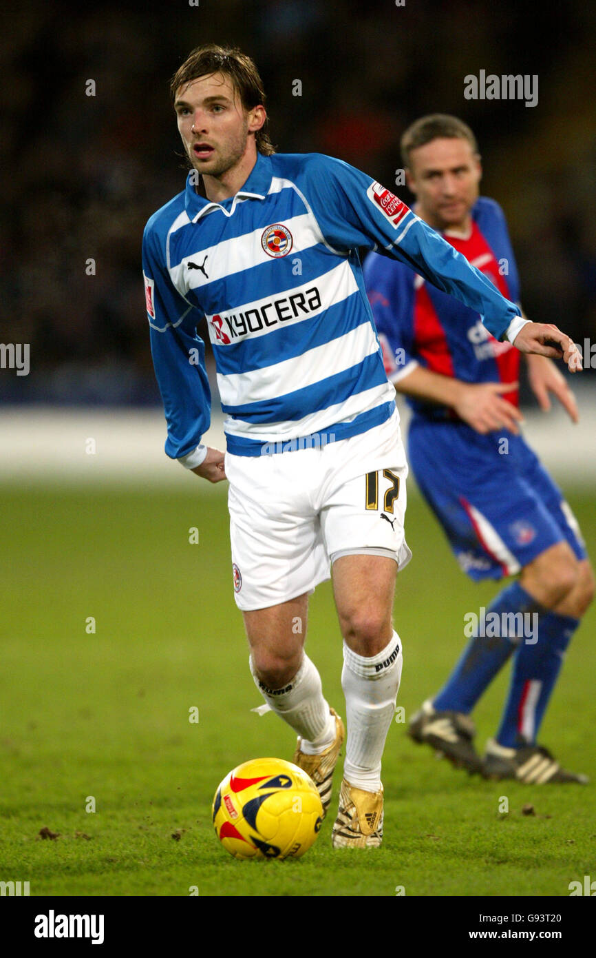 Bobby convey reading hi-res stock photography and images - Alamy