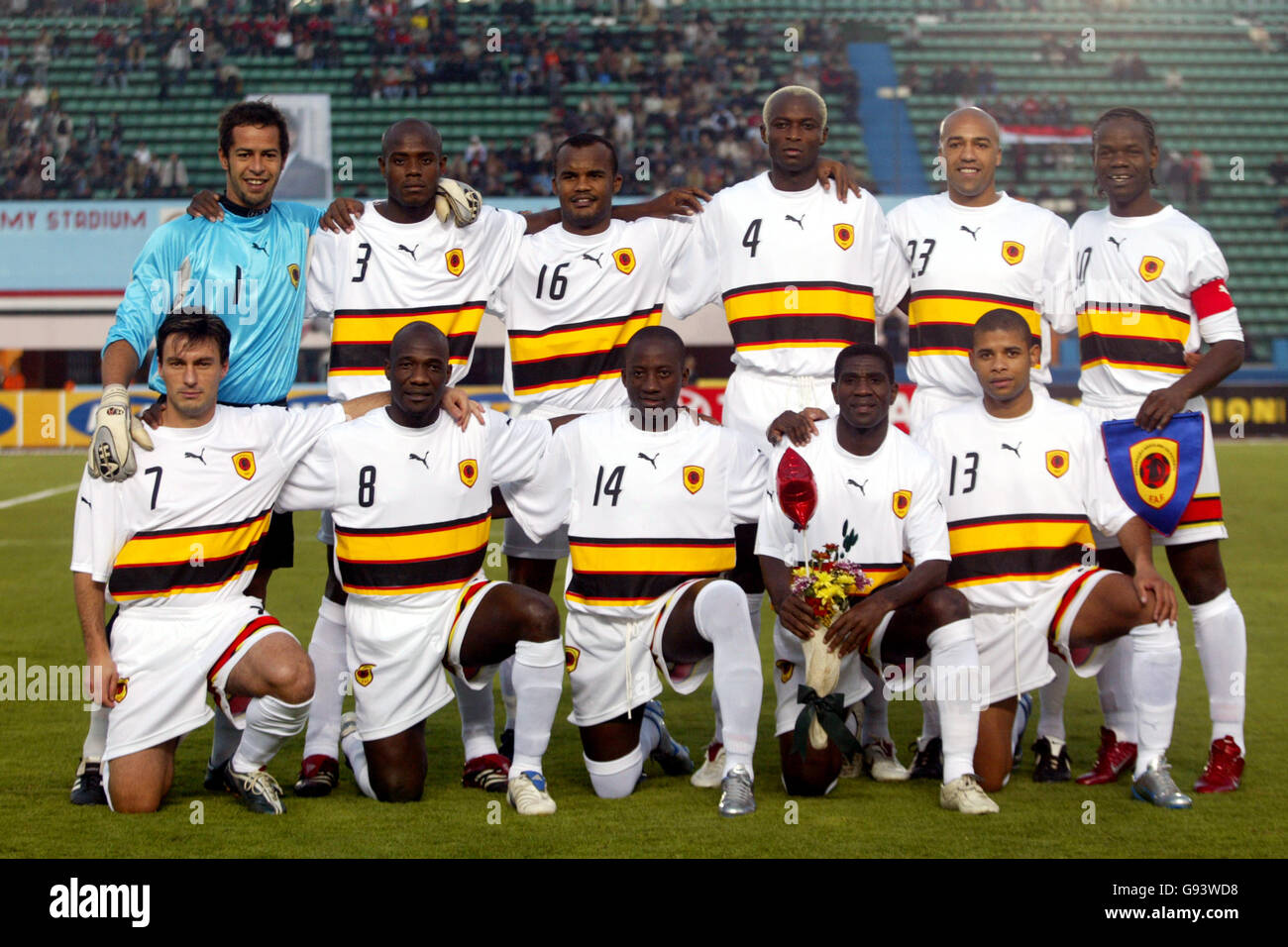 Angola team hi-res stock photography and images - Alamy