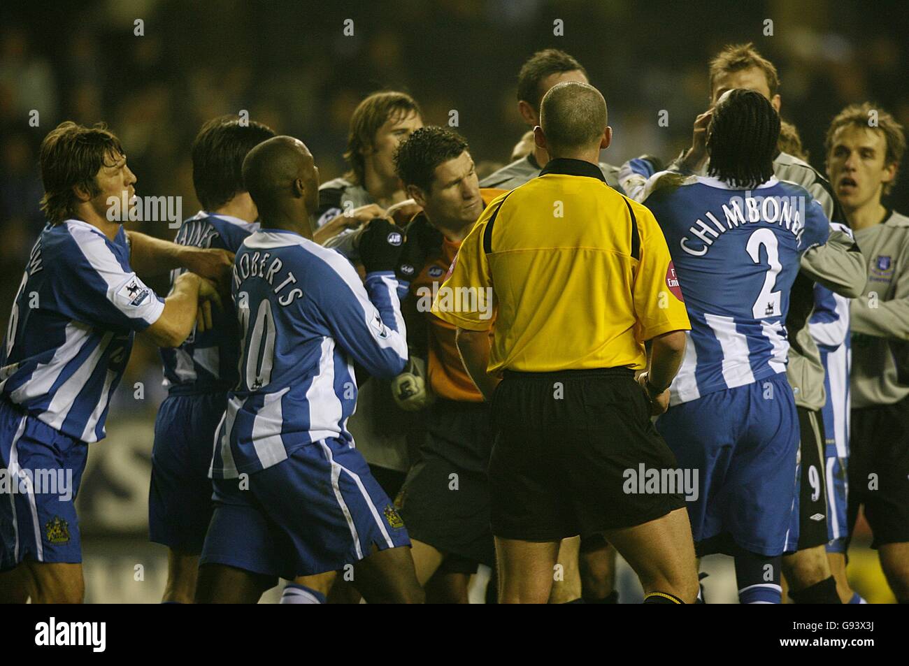 Everton's Duncan Ferguson grapples with Wigan Athletic's Pascal ...