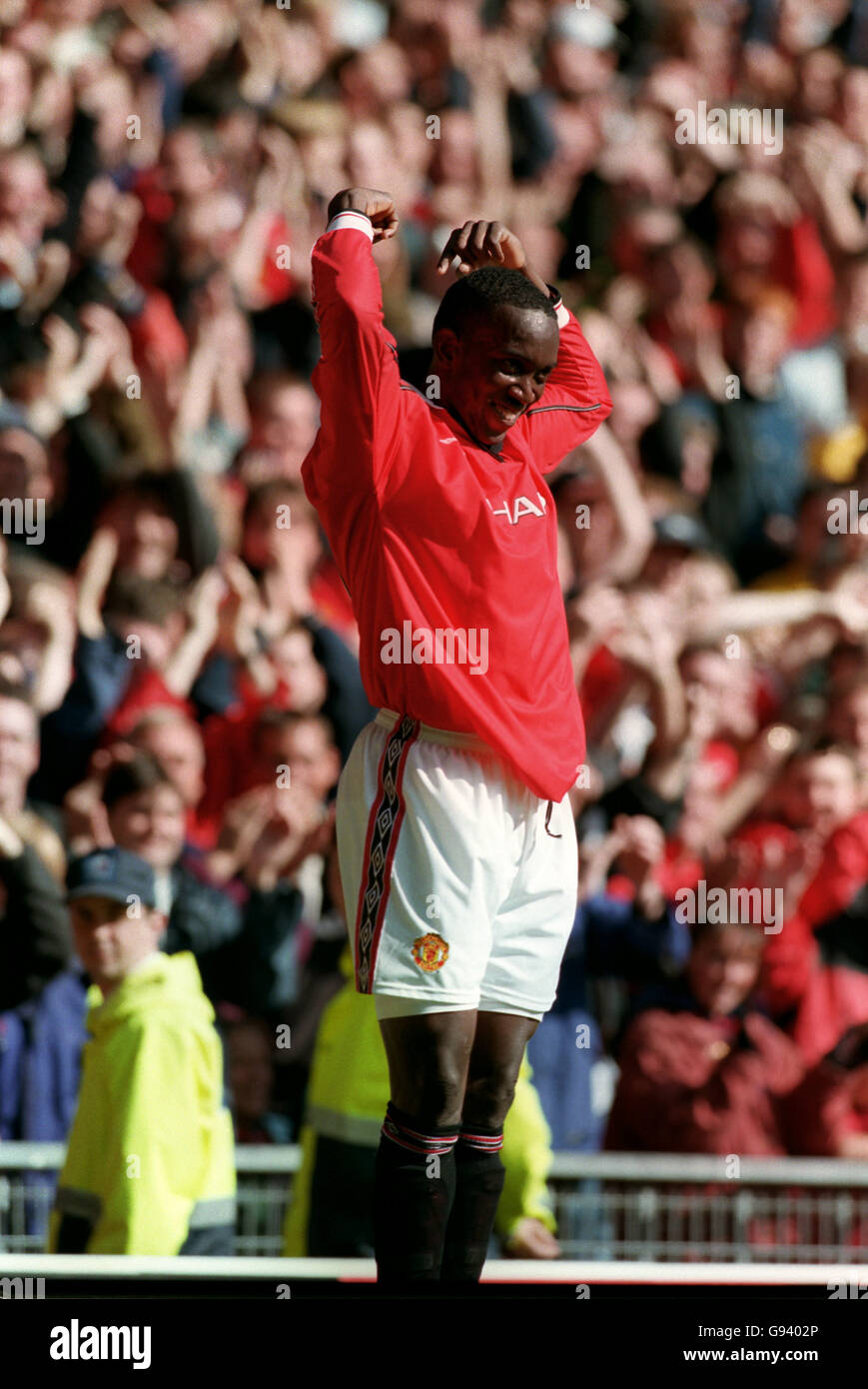 Manchester united striker dwight yorke hi-res stock photography and ...