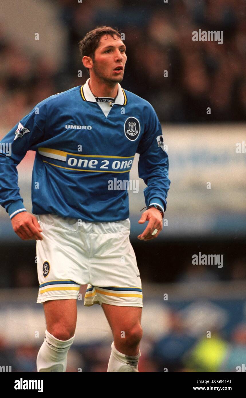 Materazzi everton hi-res stock photography and images - Alamy