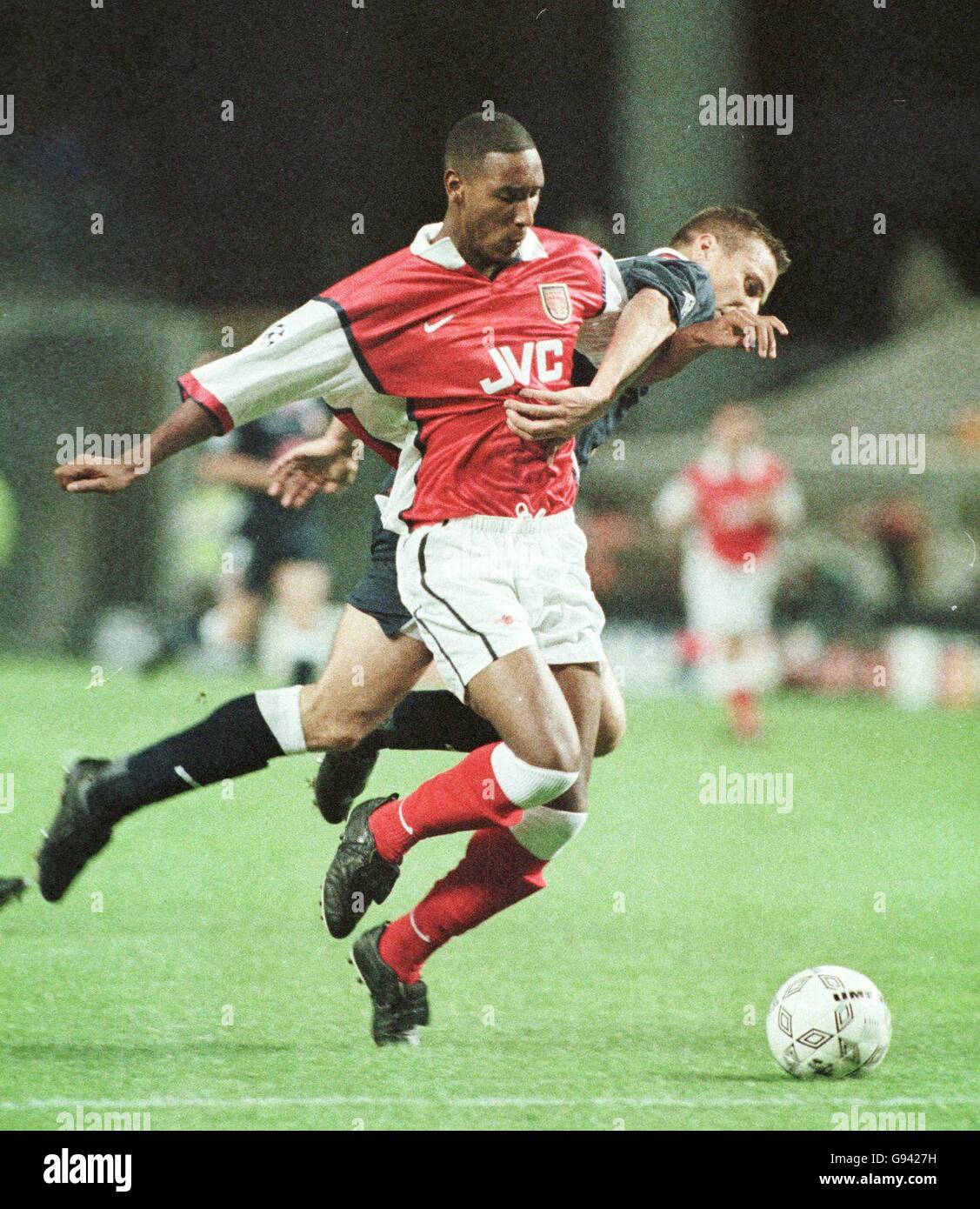 Soccer arsenal v rc lens hi-res stock photography and images - Alamy