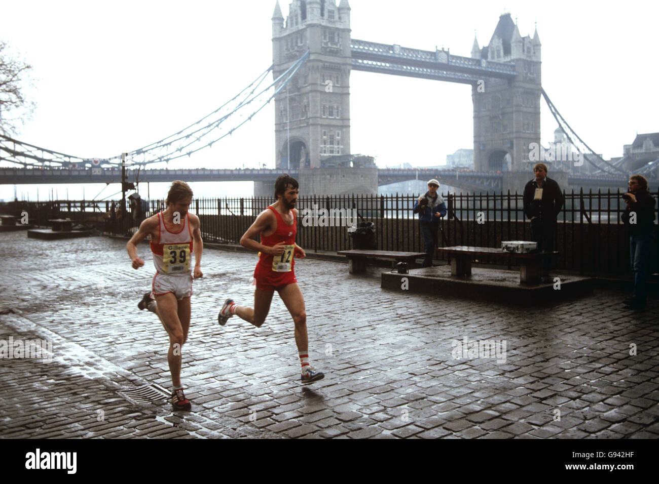 Hli londonmarathoncollection hi-res stock photography and images - Alamy