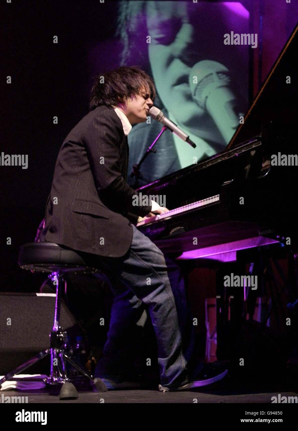 Jazz musician Jamie Cullum performing on stage at the Hammersmith ...