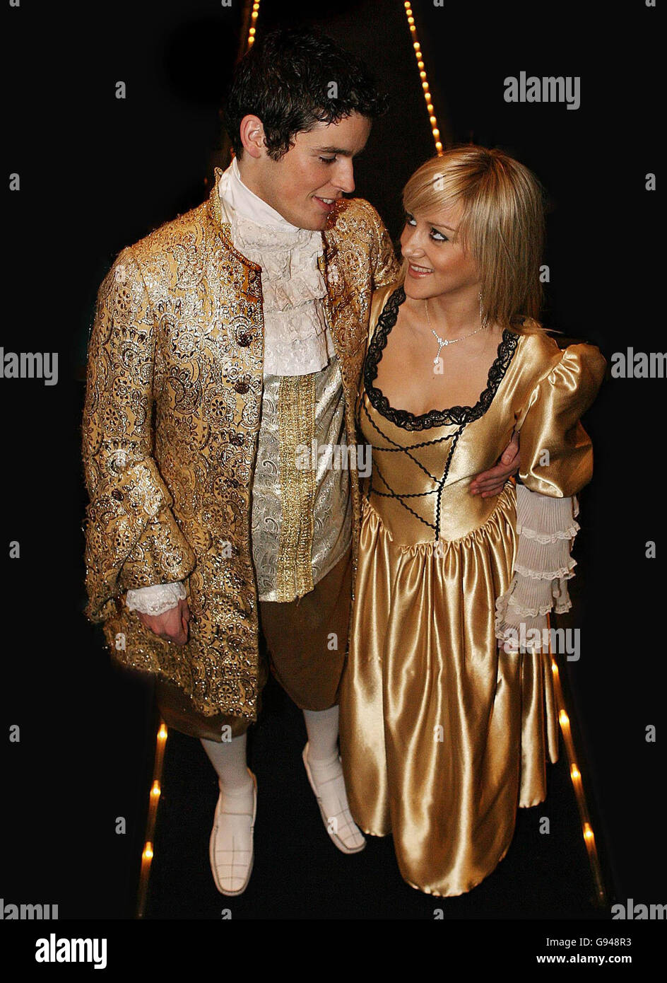 Showbiz panto ireland hi-res stock photography and images - Alamy