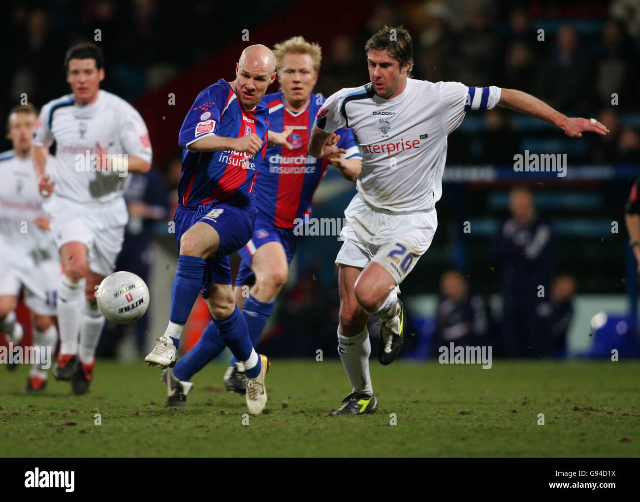 Crystal Palace's Damien Johnson and Preston North End's Chris Lucketti ...