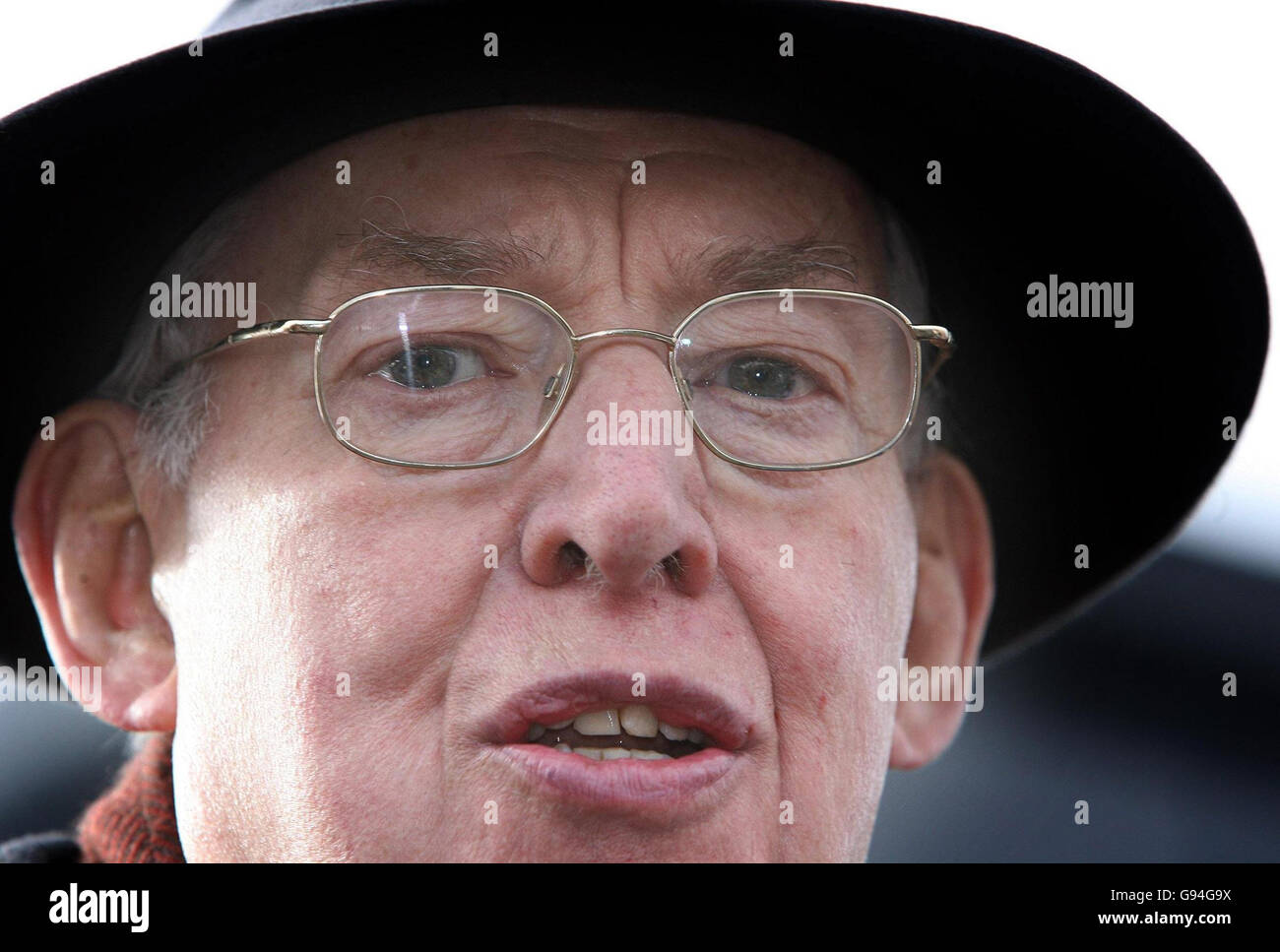 Ulster weapons hi-res stock photography and images - Alamy