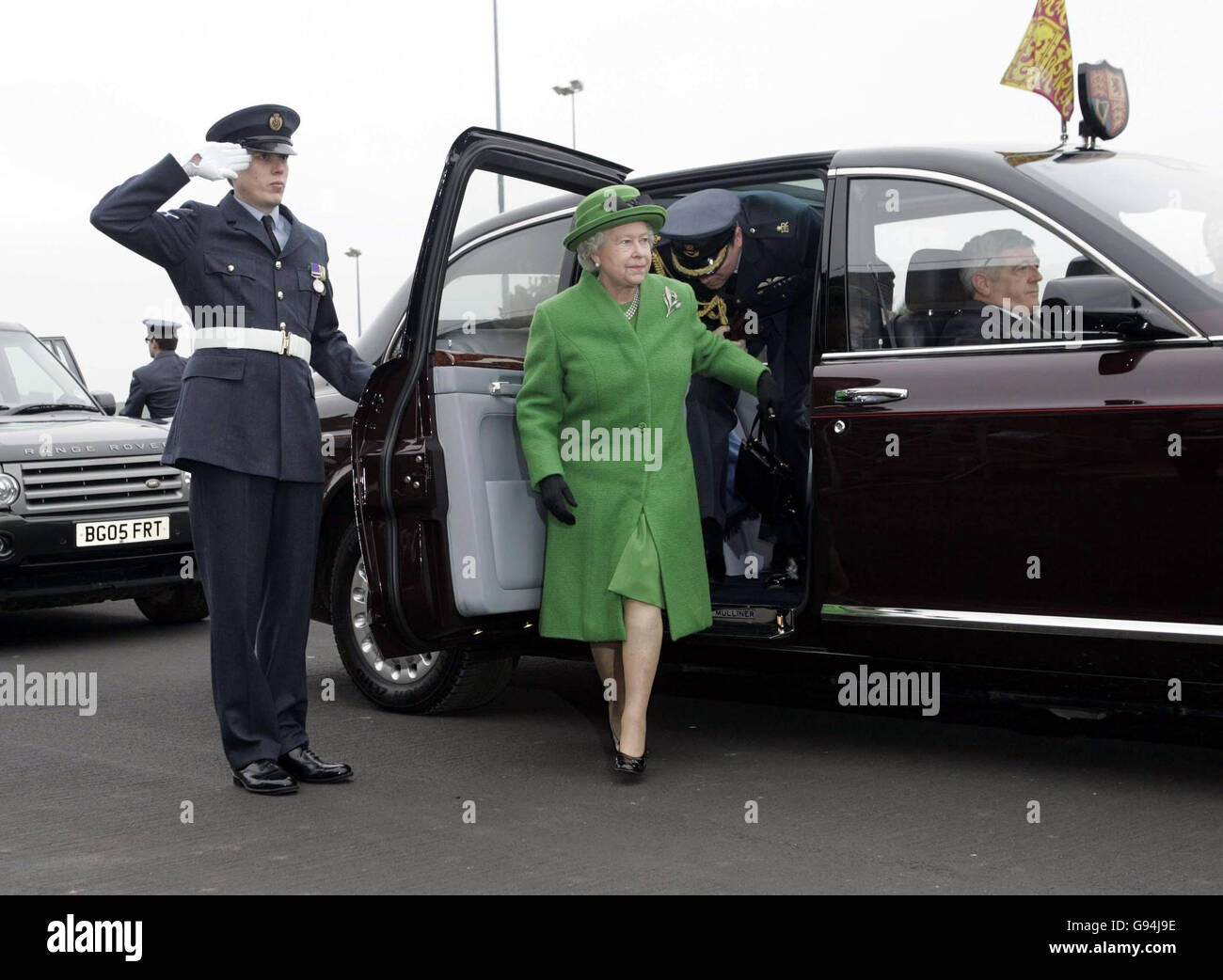Queen visit raf marham hi-res stock photography and images - Alamy