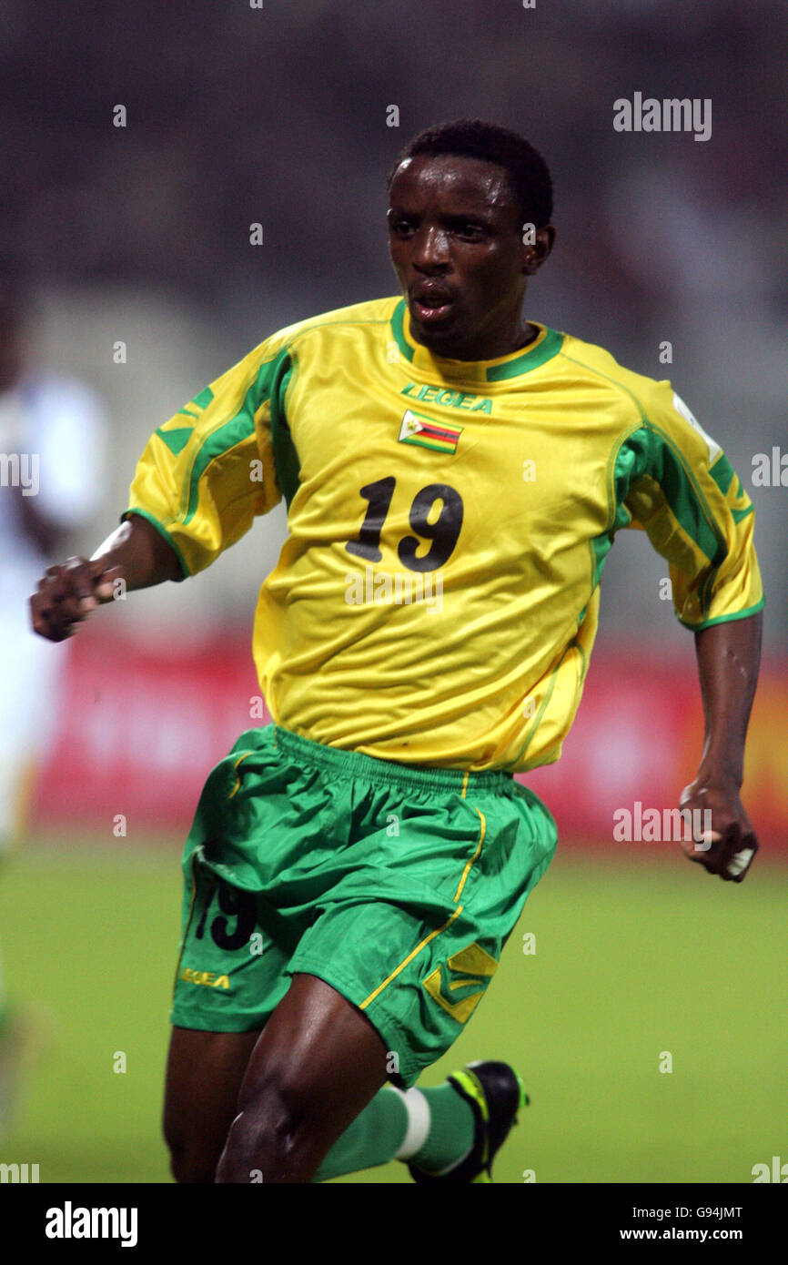 Football african nations cup top half hi-res stock photography and ...