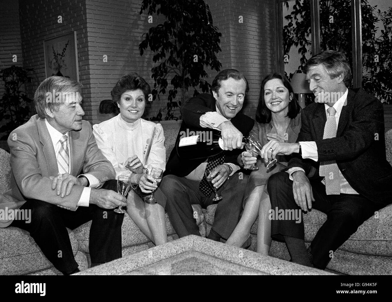 Robert kee and angela rippon hi-res stock photography and images - Alamy