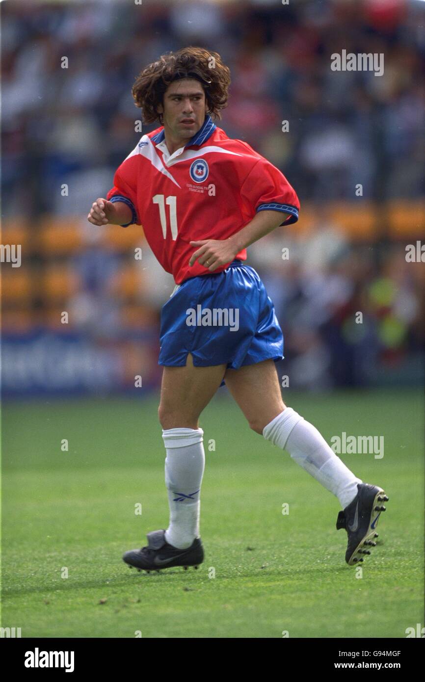 Soccer world cup france 98 group b chile v austria hi-res stock ...
