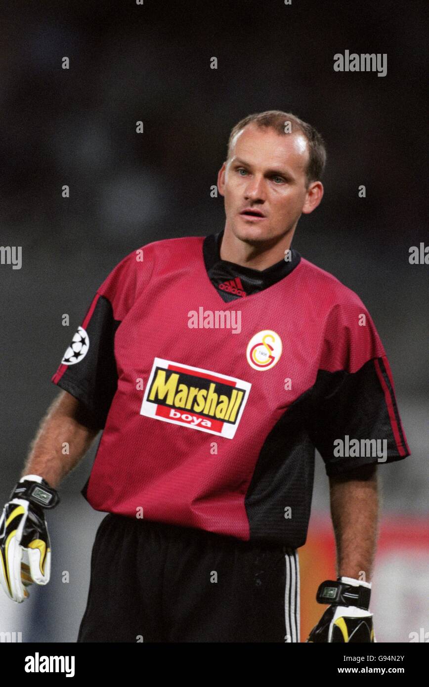 Galatasaray goalkeeper claudio taffarel hi-res stock photography and ...