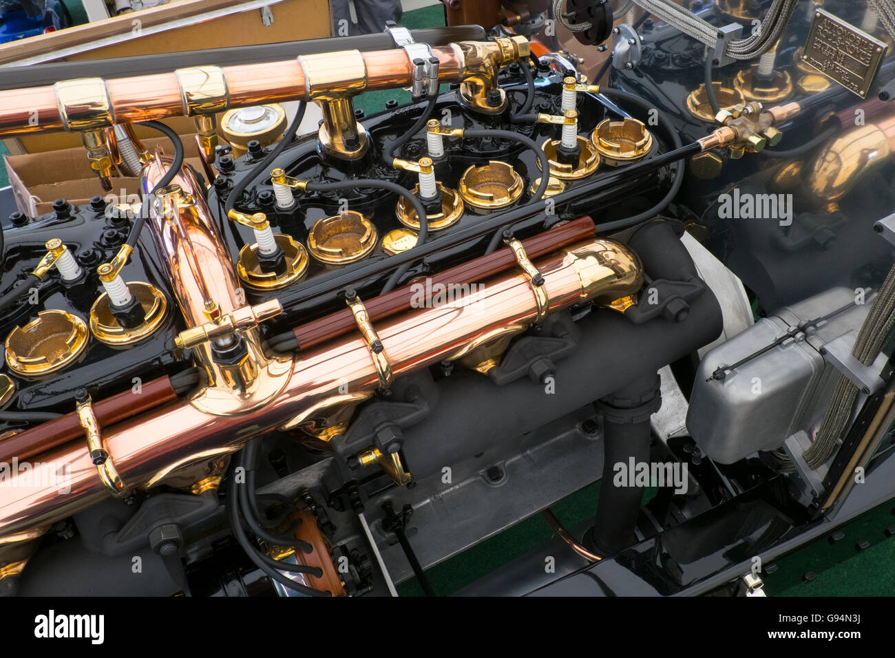 Rolls royce engine hi-res stock photography and images - Alamy