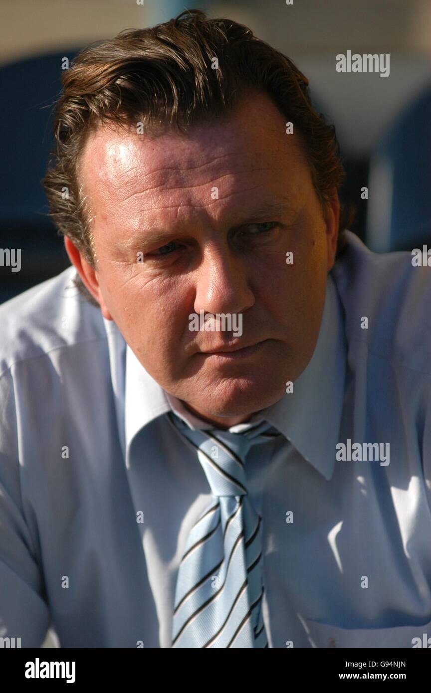Huddersfield town manager peter jackson hi-res stock photography and ...