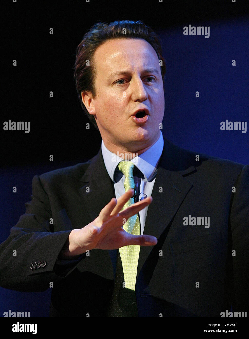 David martin mp conservative party hi-res stock photography and images ...