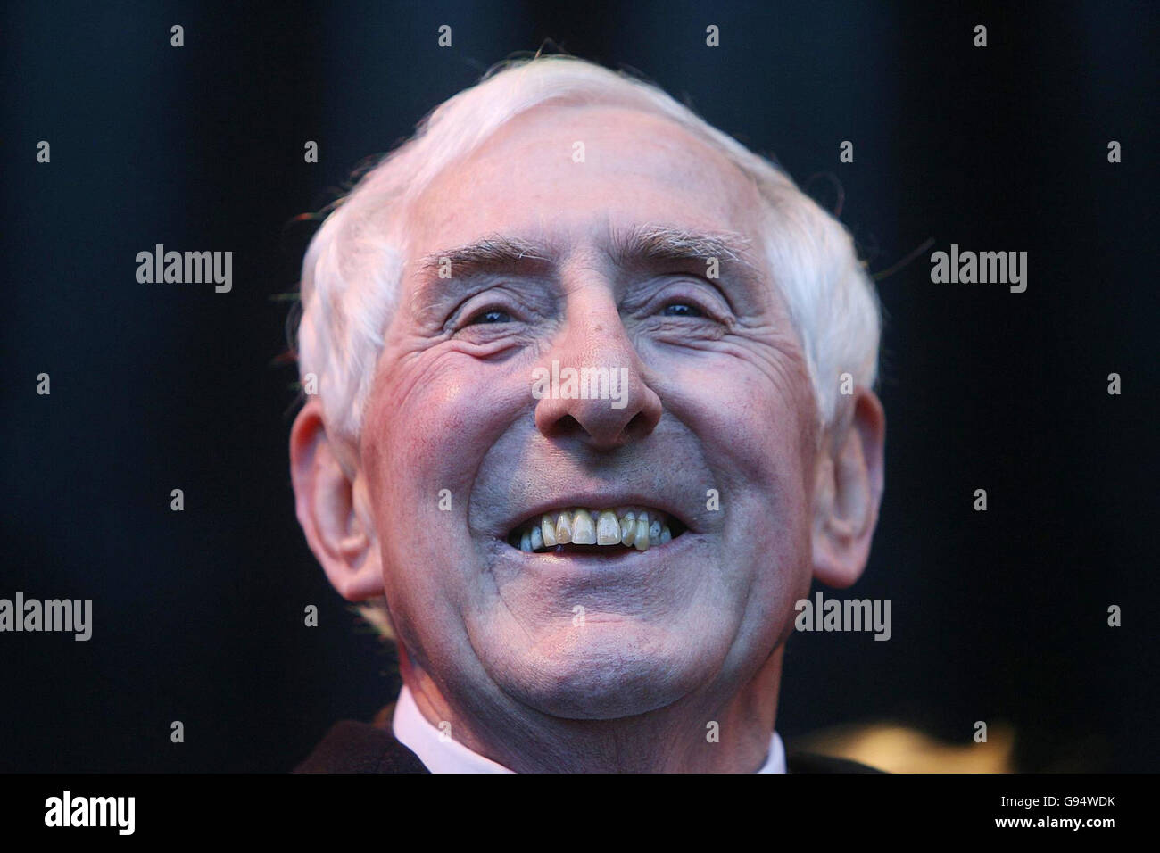 Irish Olympic champion Ronnie Delaney on stage outside Mansion House in ...