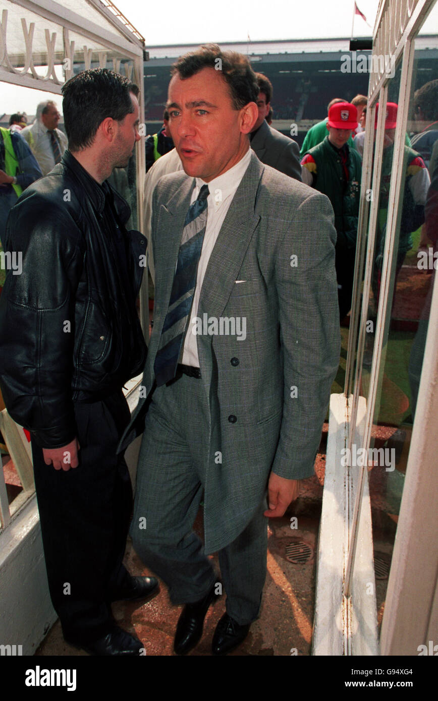 English Soccer Testimonial - Arsenal v Liverpool - Ray Kennedy. Ray ...