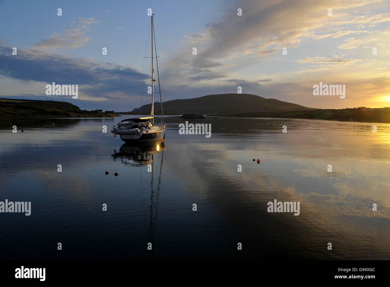 Portmagee, Portmagee Harbour, Iveragh Peninsula, County Kerry, Ireland ...