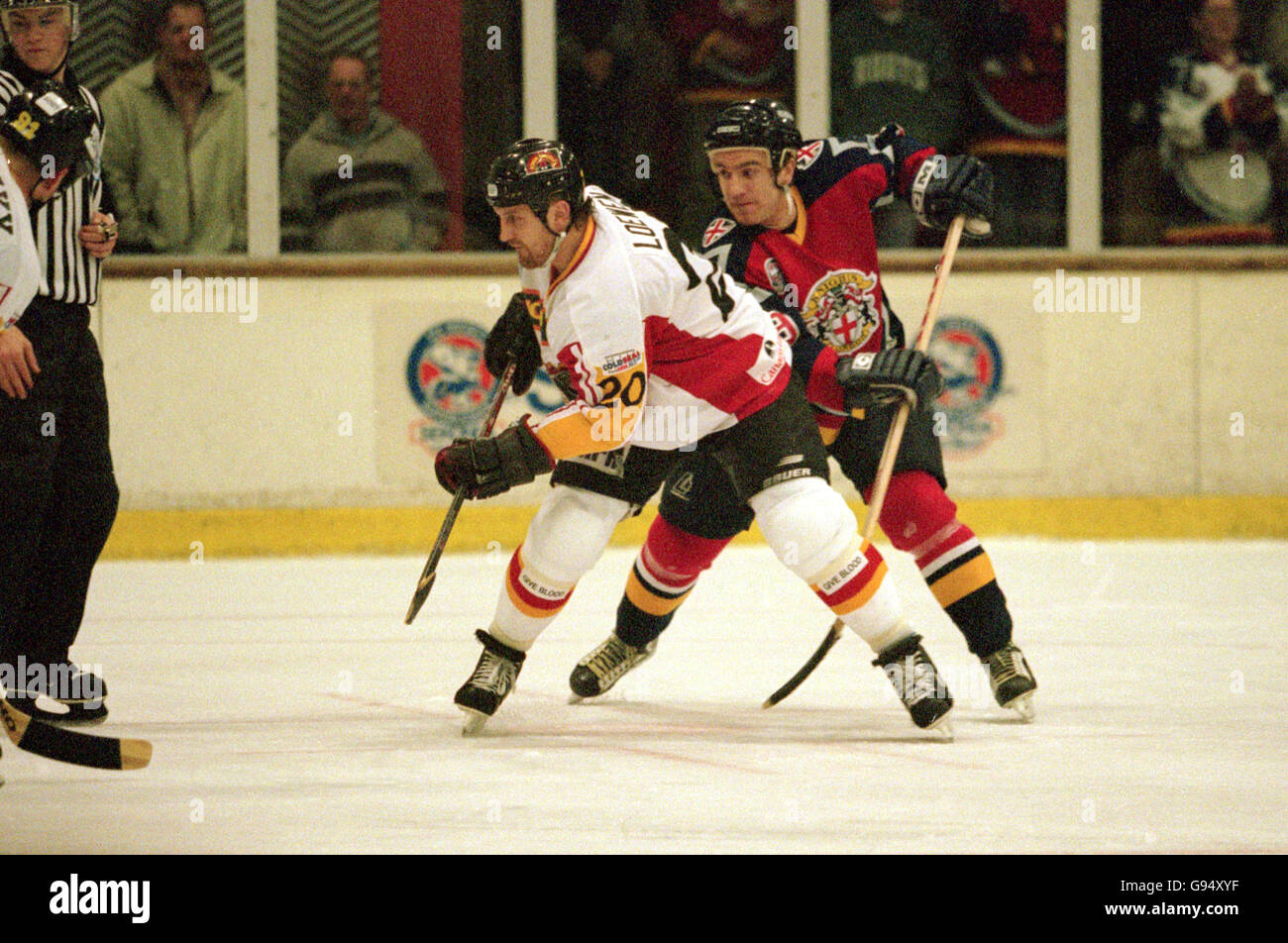 Nottingham Panthers' Darcy Loewen beats Kelly Glowa, London Knights to ...