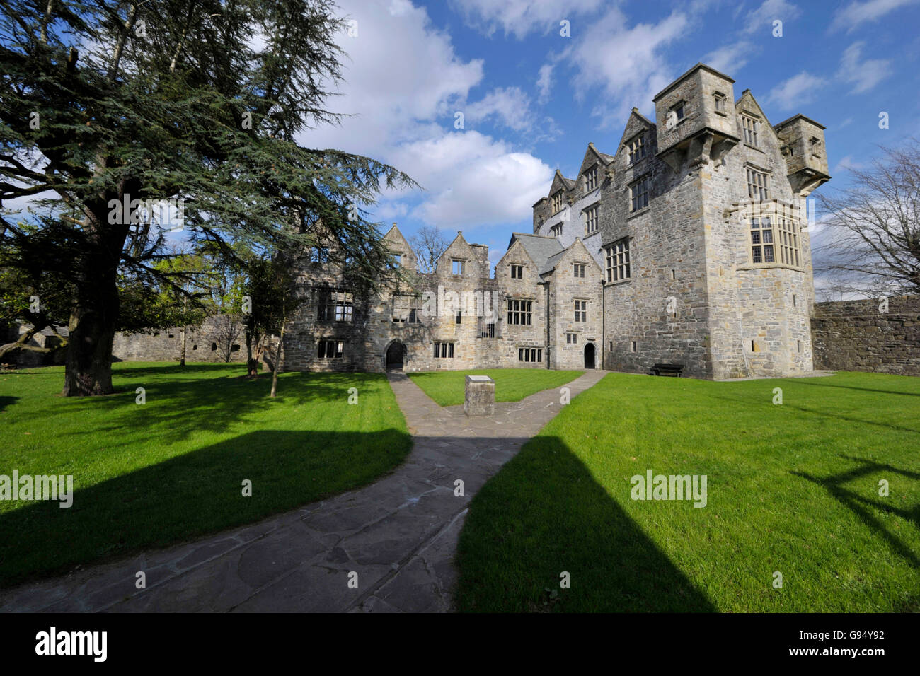 Donegal castle hi-res stock photography and images - Alamy