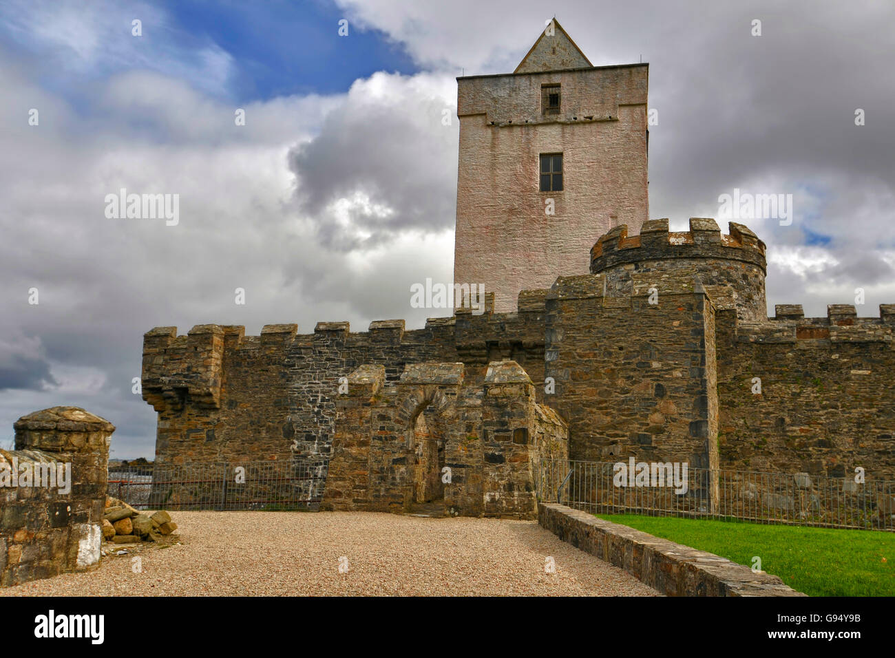 Doe Castle, near Creeslough, County Donegal, Northern Ireland Stock ...