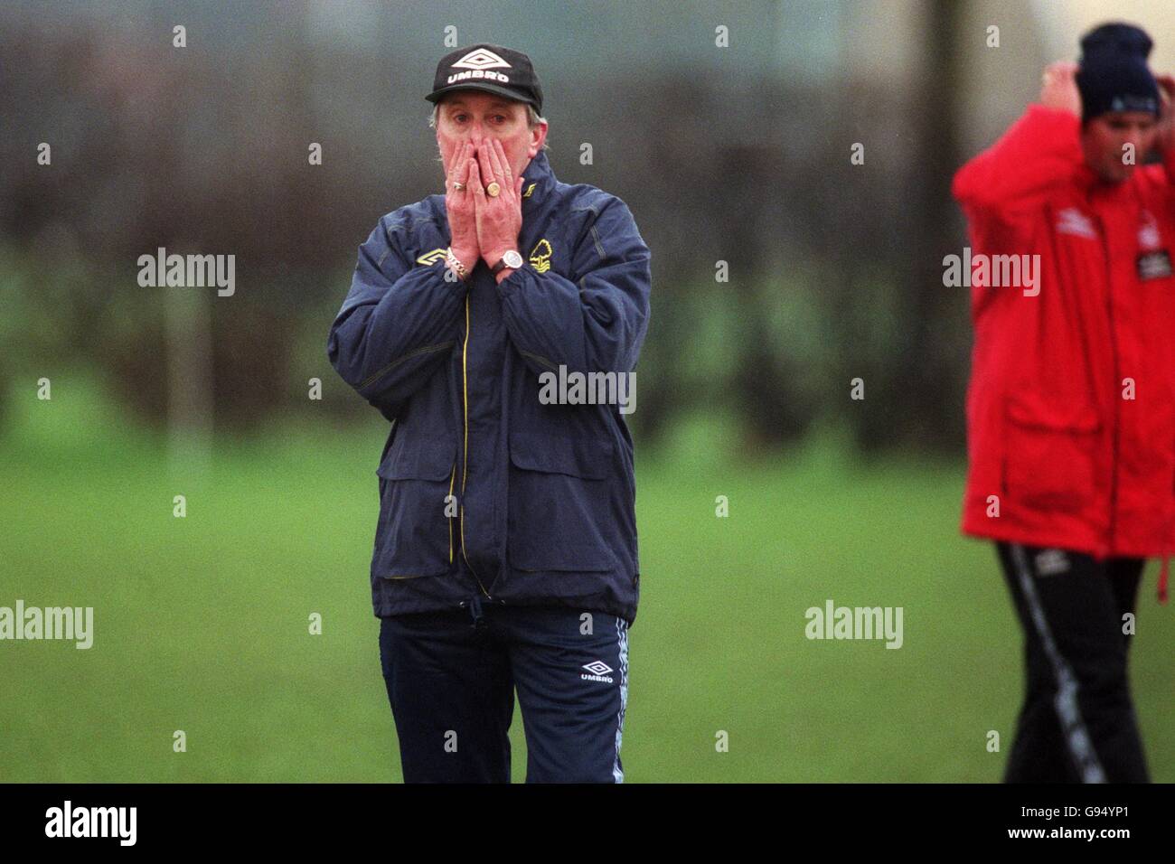 Soccer - English Premier League - Peter Shreeves joins Nottingham ...