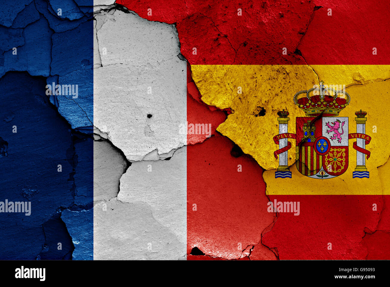 flags of France and Spain painted on cracked wall Stock Photo - Alamy